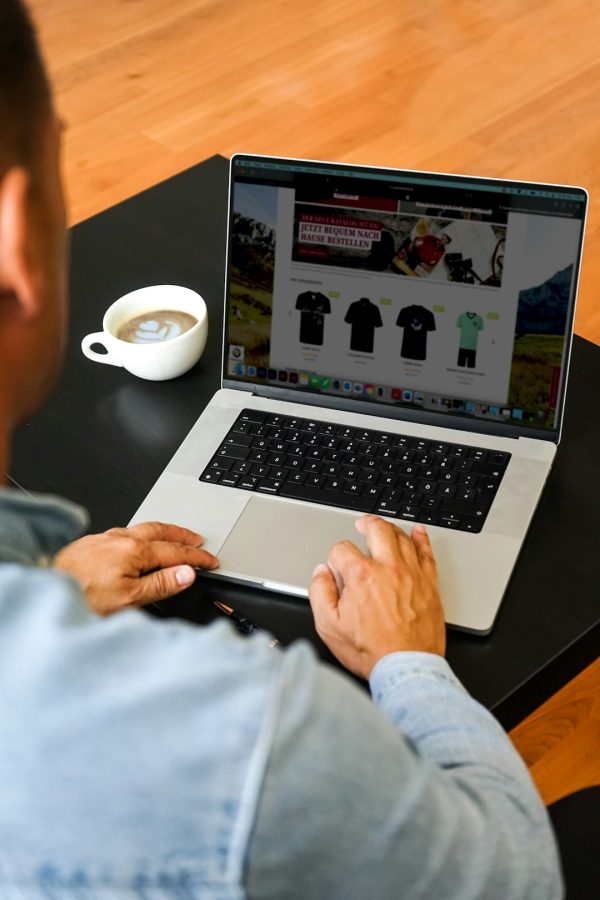 Does Target Accept Apple Pay In-Store and Online?