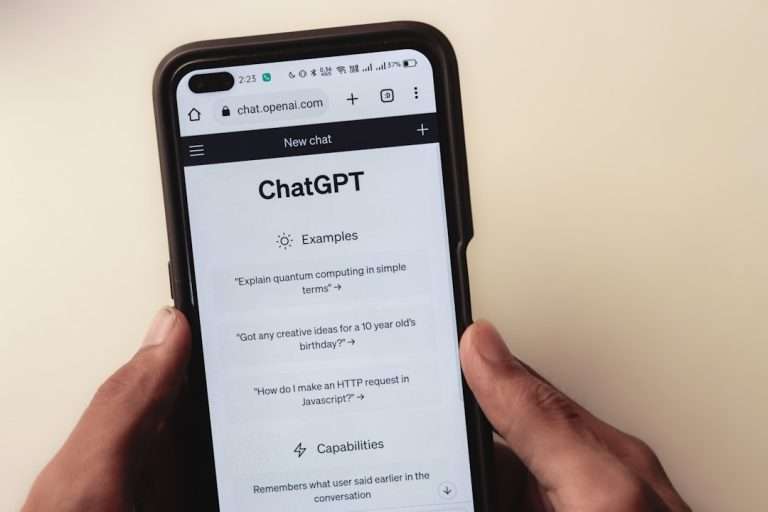 Why Can’t I Forward Messages on WhatsApp? Fix It Fast