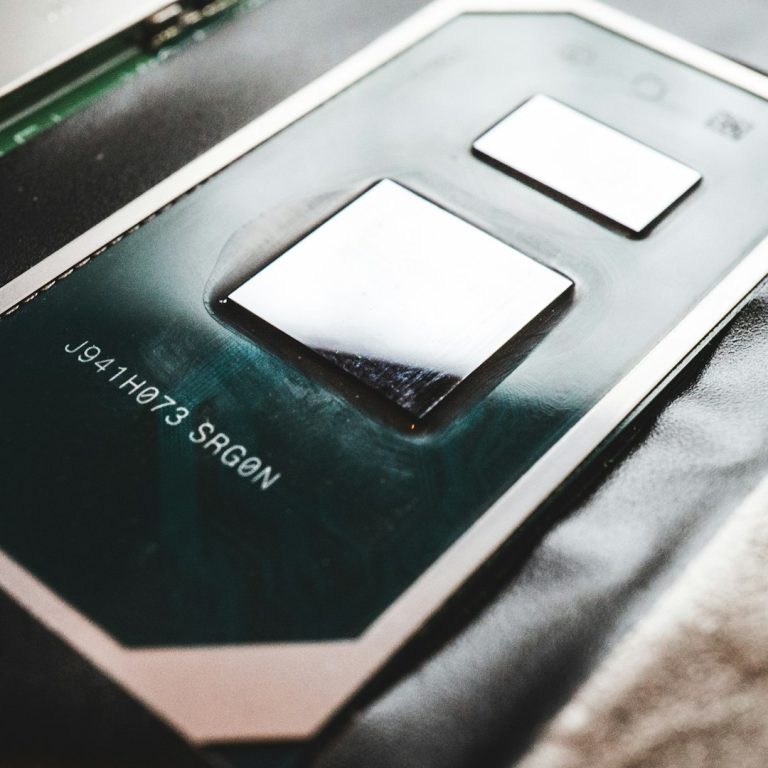 CPU Threads vs Cores: What’s the Difference?