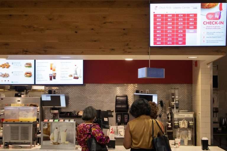 4 QR Code Tools and Apps That Support Contactless Payments